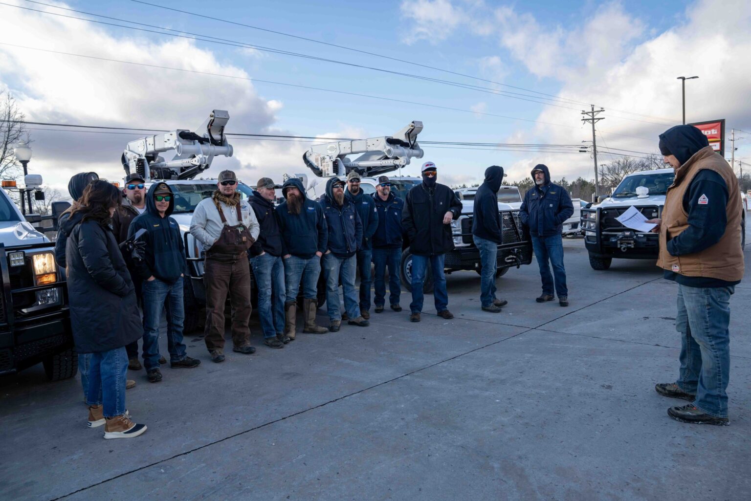 SVEC Sends Linemen to Middle Tennessee - SValleyNow.com | Local News ...
