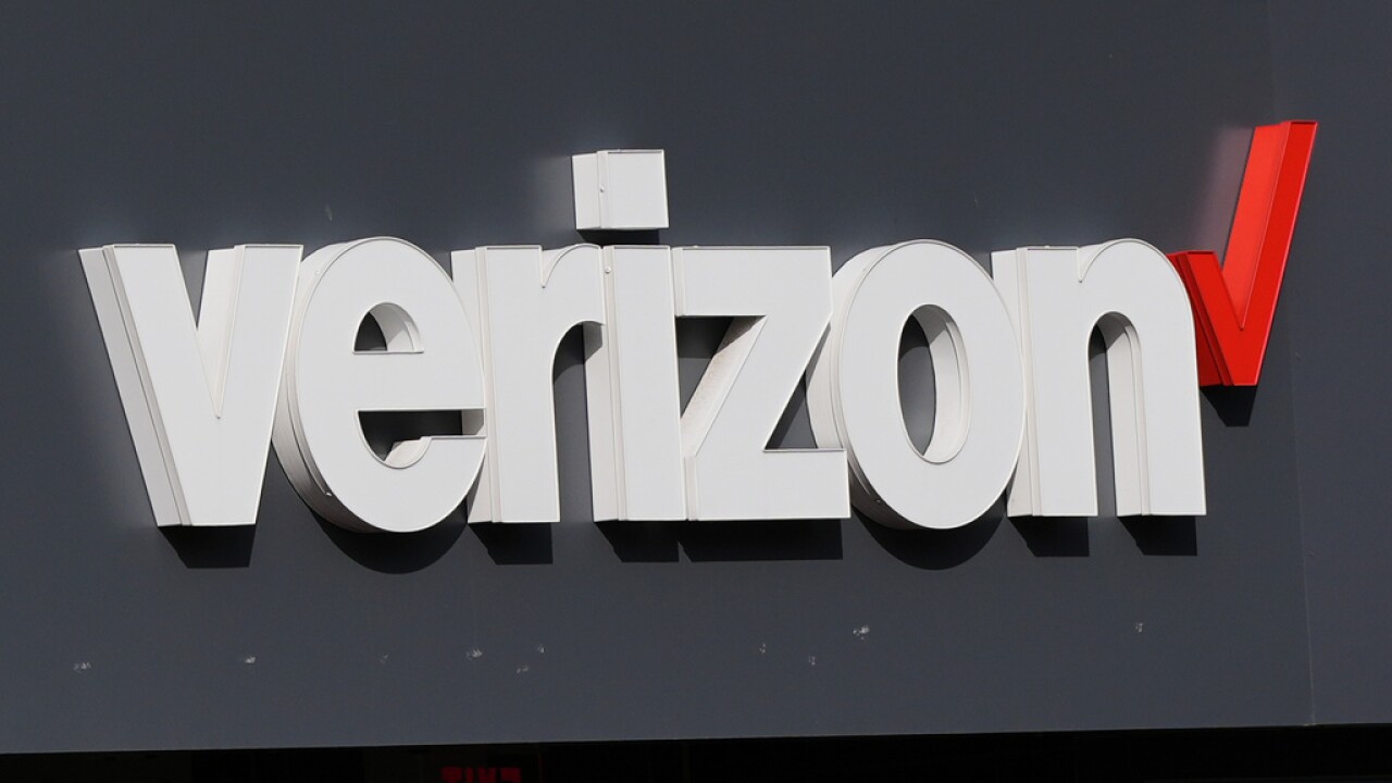 Verizon iPhone Customers Experience Problems on Wednesday - SValleyNow ...